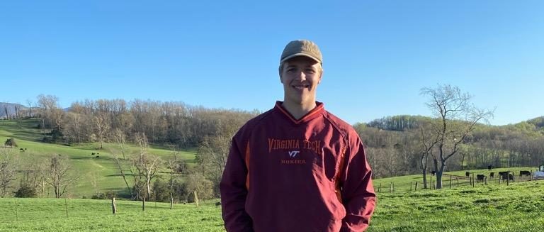 Solid Rock Red Angus | Seedstock Red Angus in the heart of Eastern Colorado